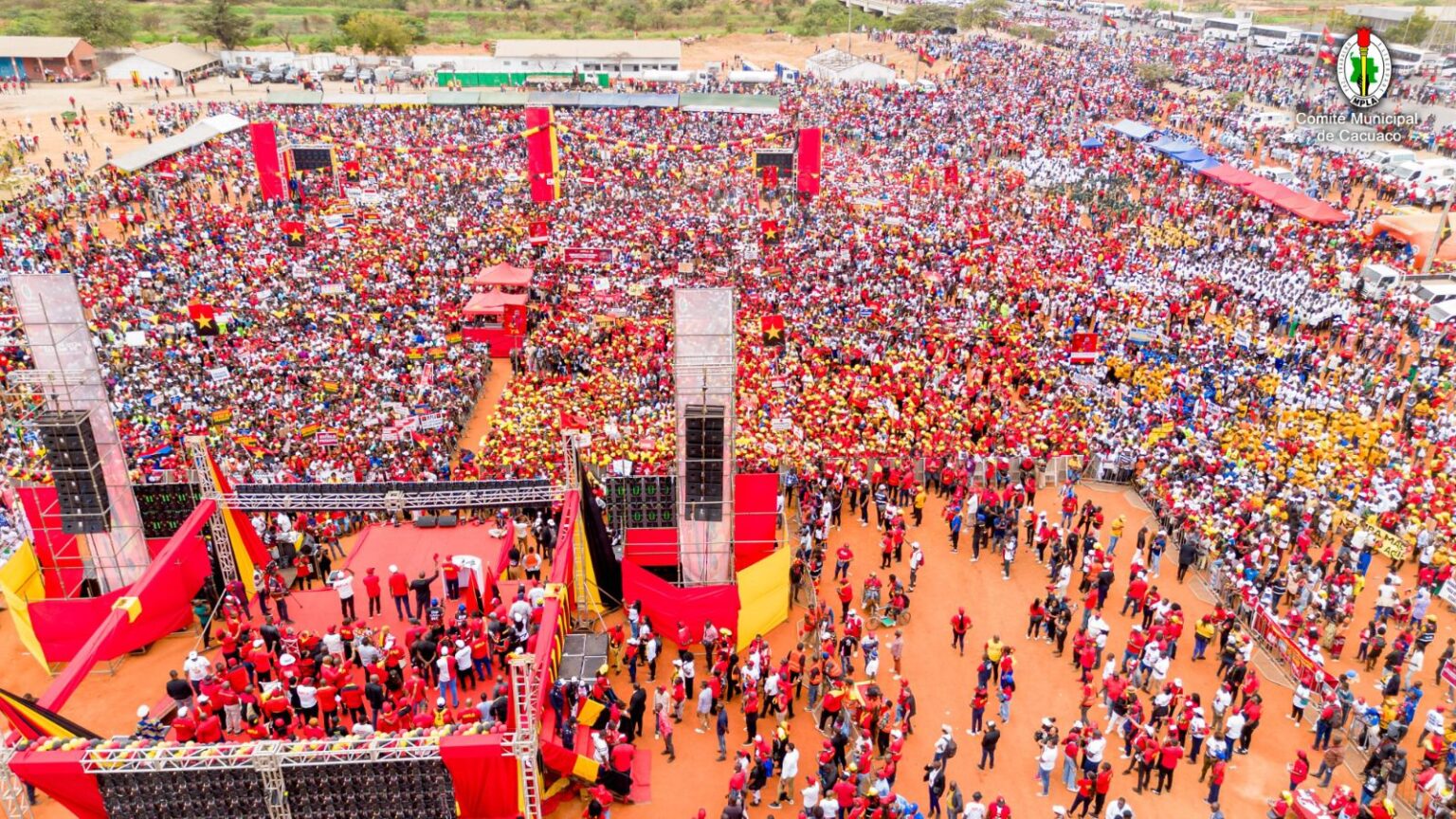 A GRANDE MARCHA DE CACUACO: UM RETRATO DA FORÇA DO MPLA, OMA E JMPLA EM ...